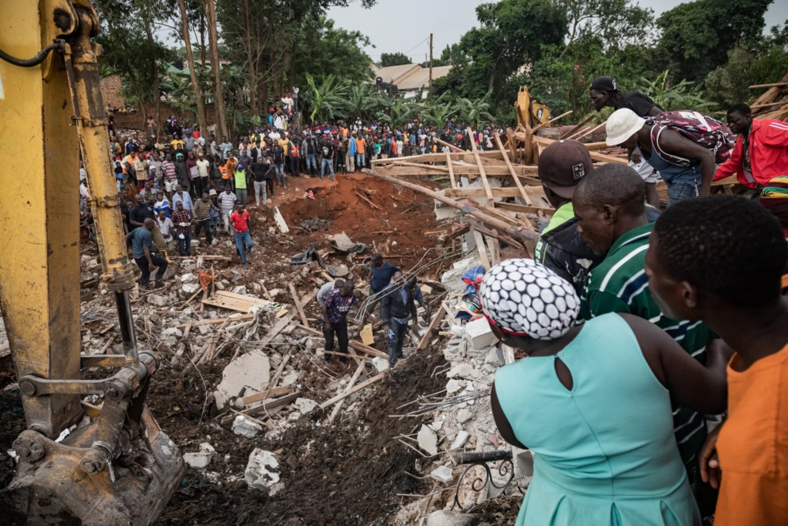 Death toll from landslide at Uganda garbage dump rises to 21 | FMT