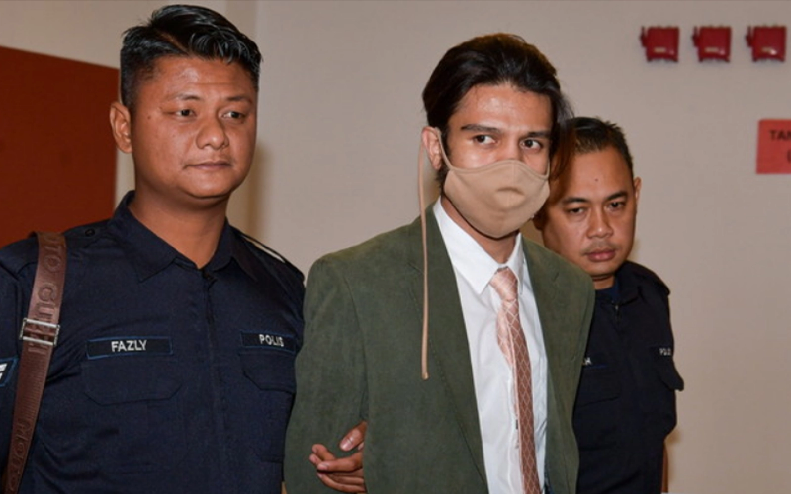 Celebrity preacher Da’i Syed jailed 10 years for raping woman | FMT