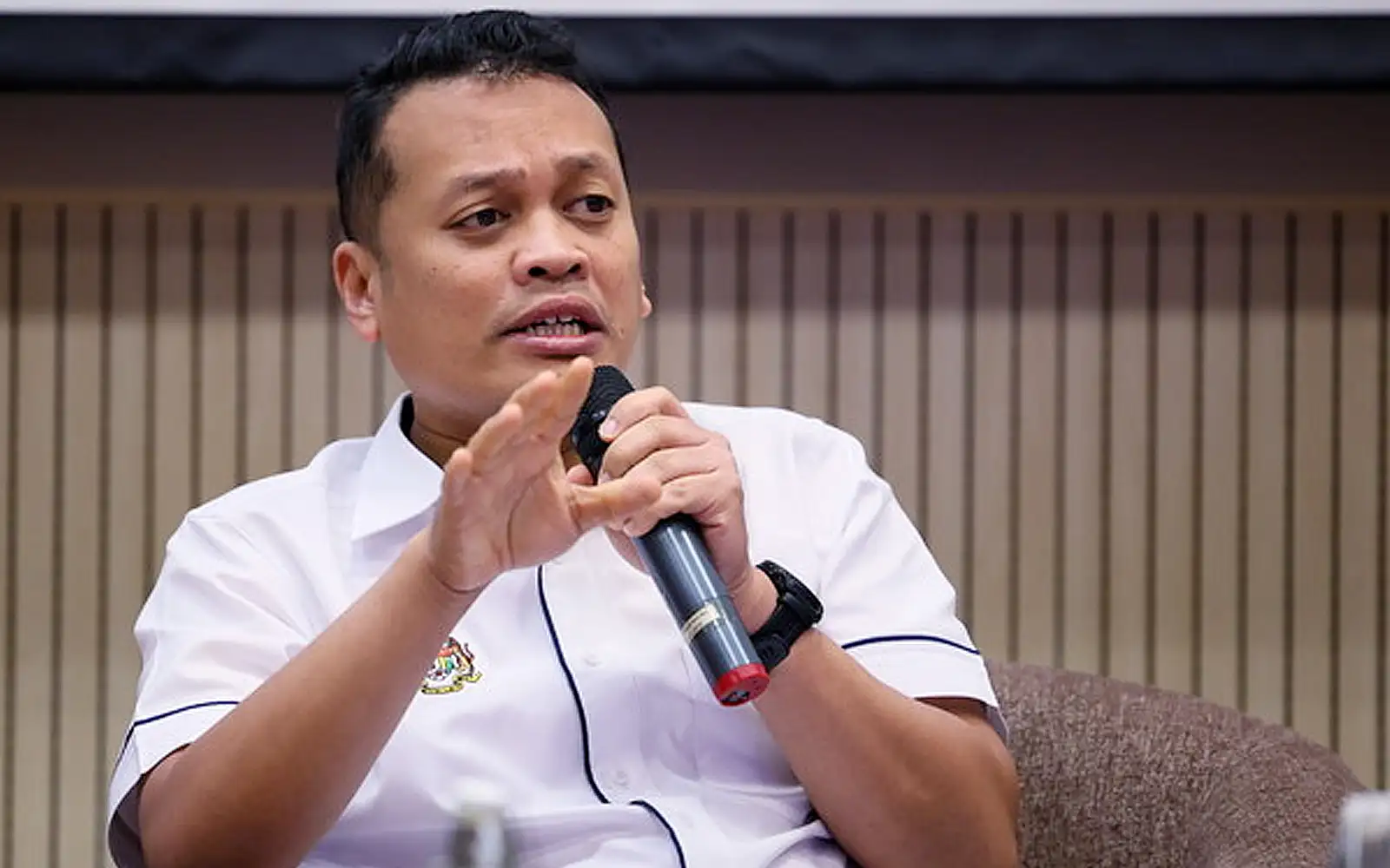 Kalah di bahagian, Nik Nazmi tak berganjak pertahan naib presiden PKR | FMT