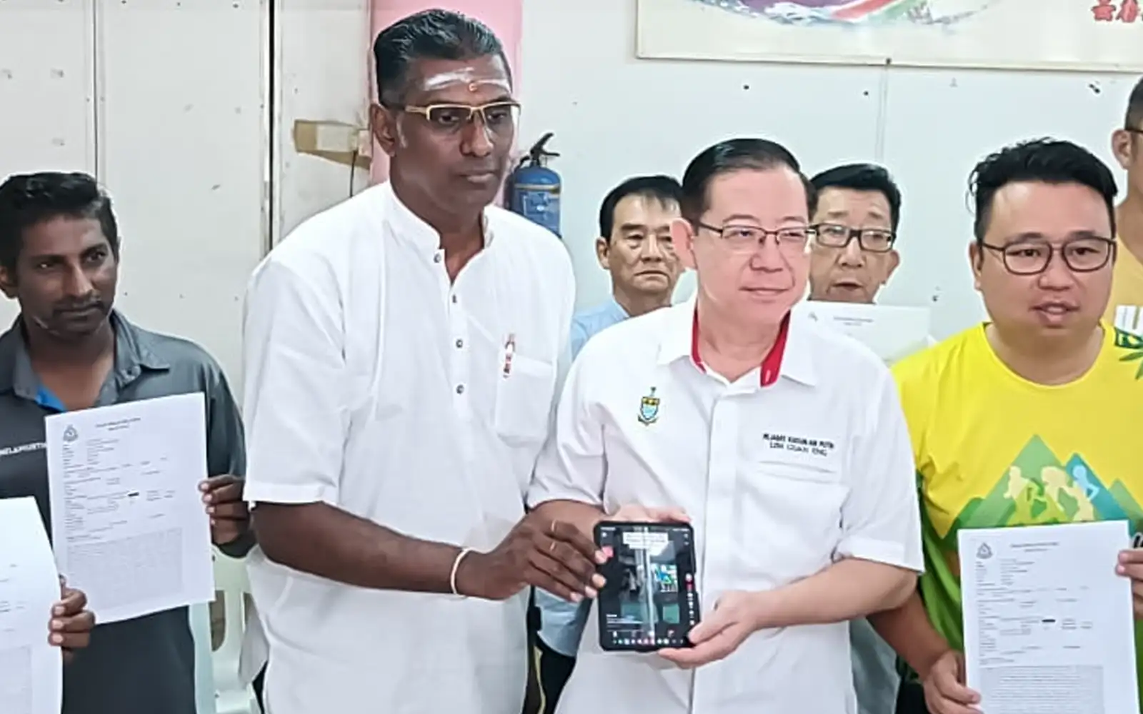 Didakwa persoal kuasa Agong, Ahli Parlimen DAP lapor Muhyiddin | FMT