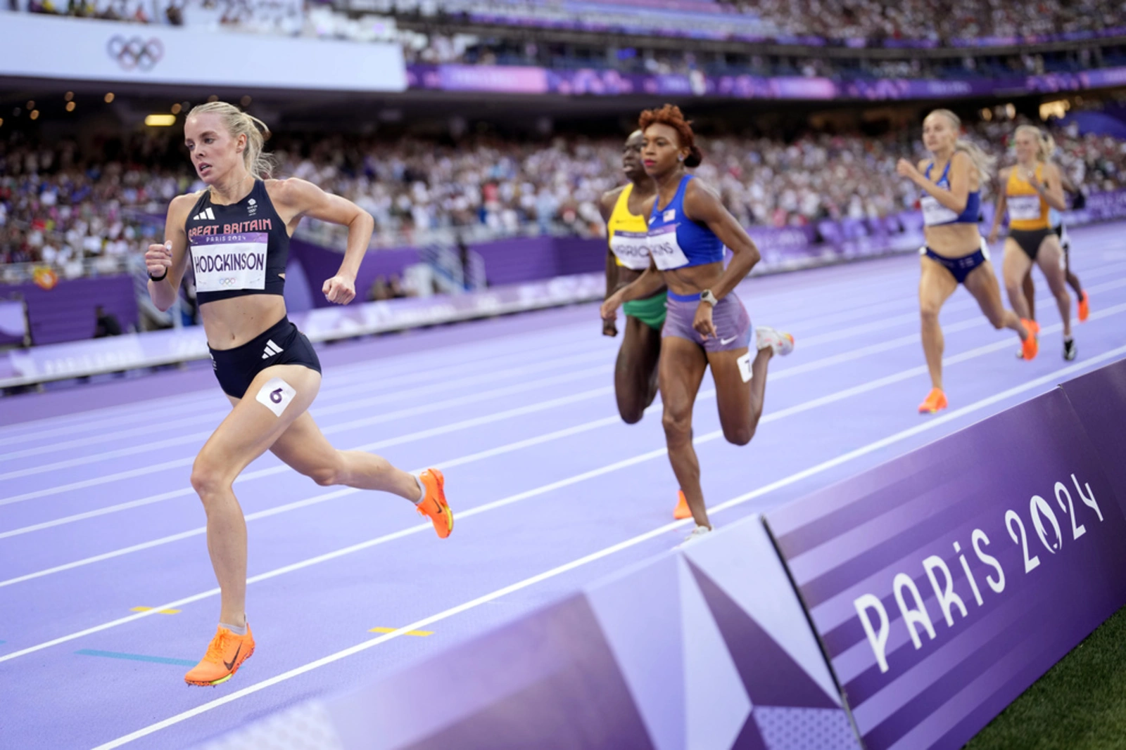 Britons dominate women’s 800m heats | FMT