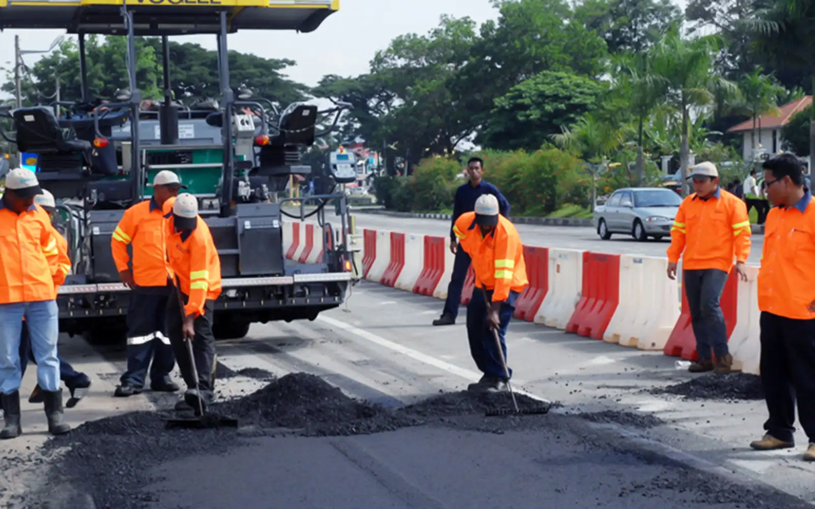 Tingkat MyJalan dengan pemantauan masa nyata jalan rosak, cadang pakar ...
