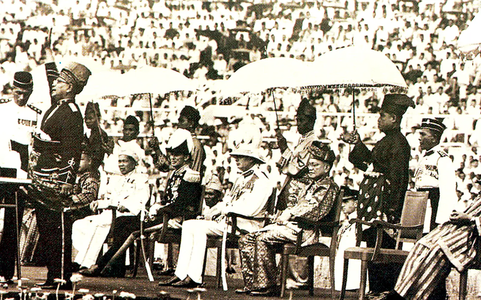 Anwar urges Malaysians to uphold Tunku Abdul Rahman’s legacy | FMT