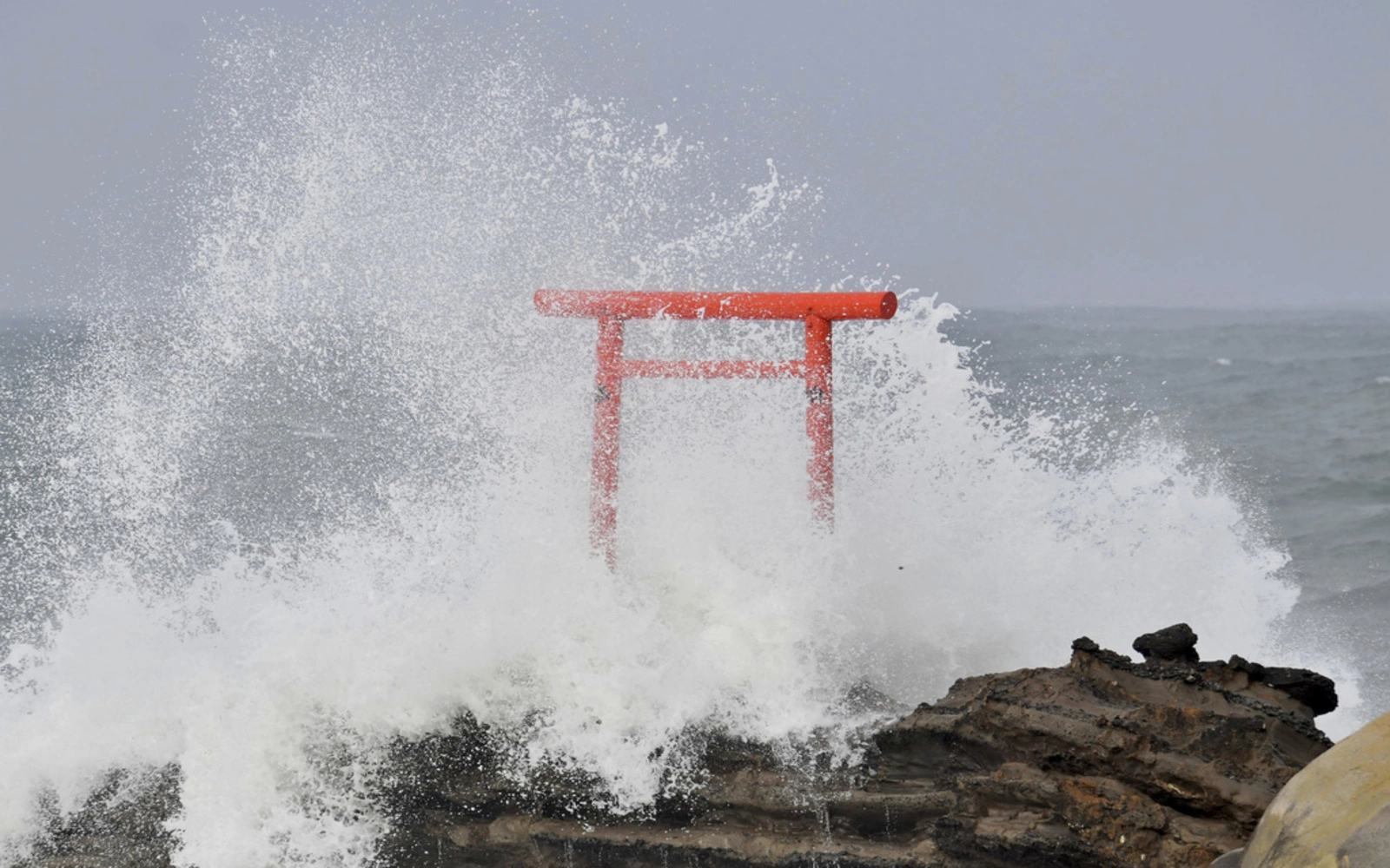 Japan urges 200,000 to evacuate due to heavy rain | FMT