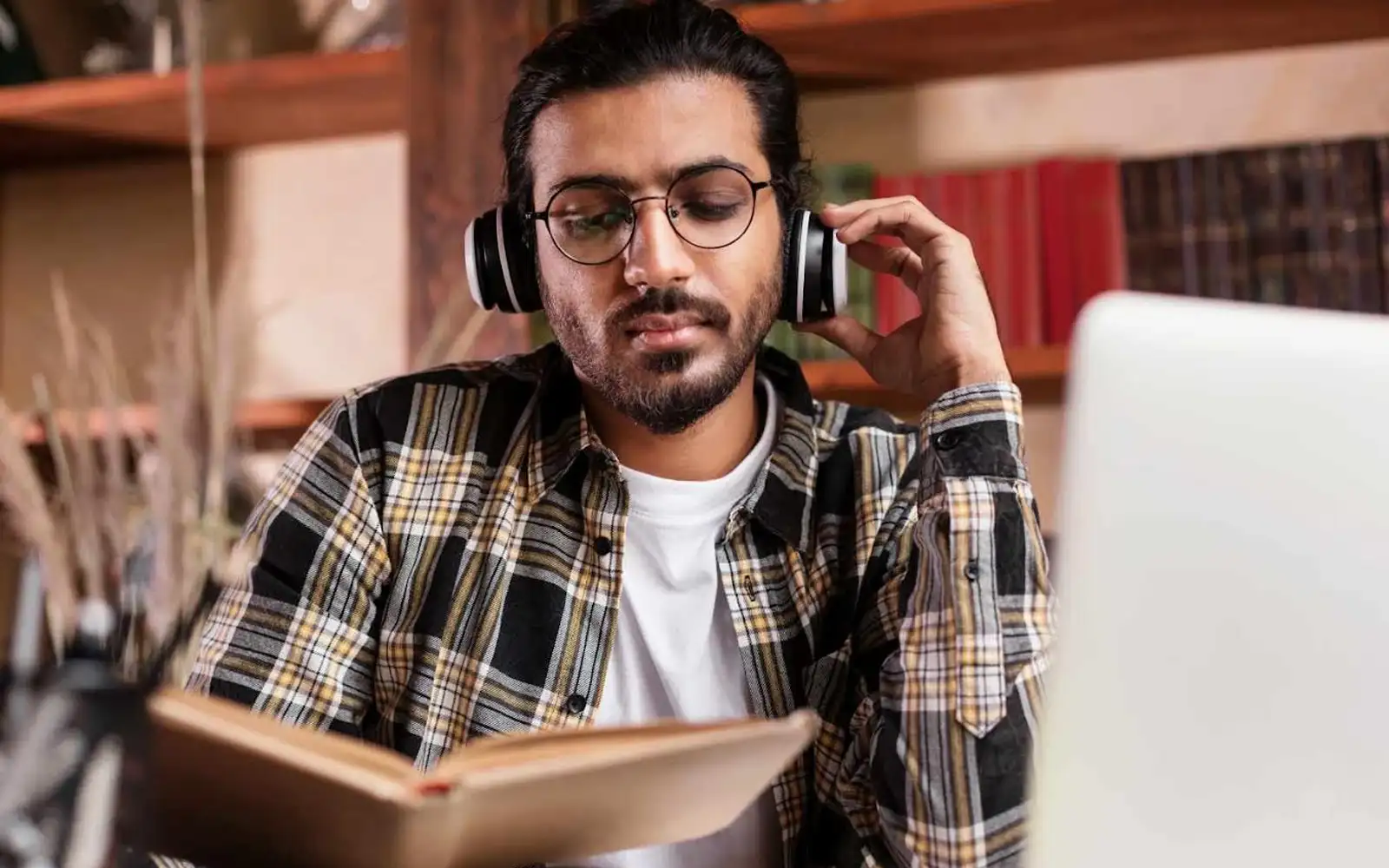 Want to boost your memory? Listen to familiar music | FMT Want to boost your memory? Listen to familiar music | FMT