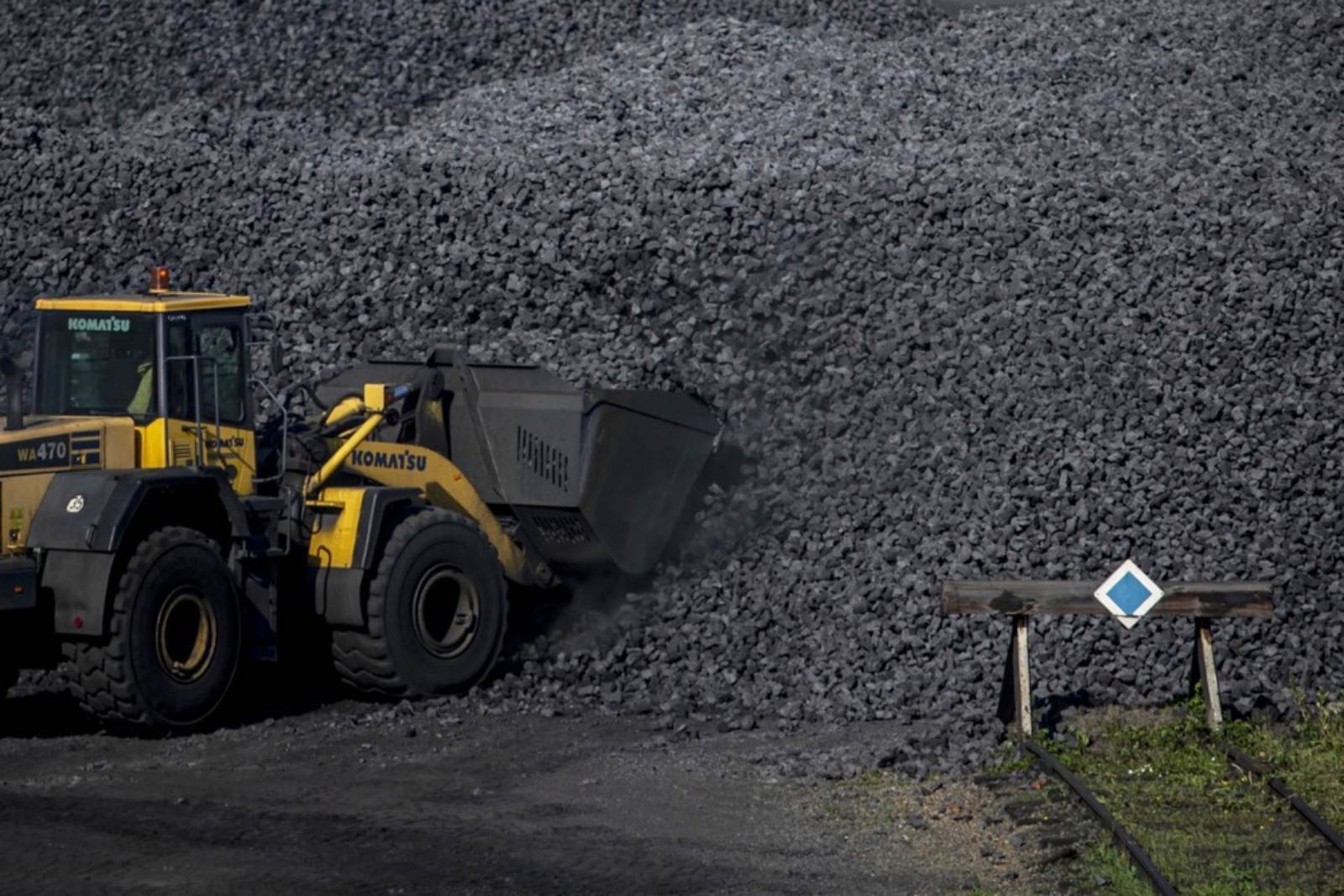 Coal generates less than 50% of Australian electricity for first time | FMT