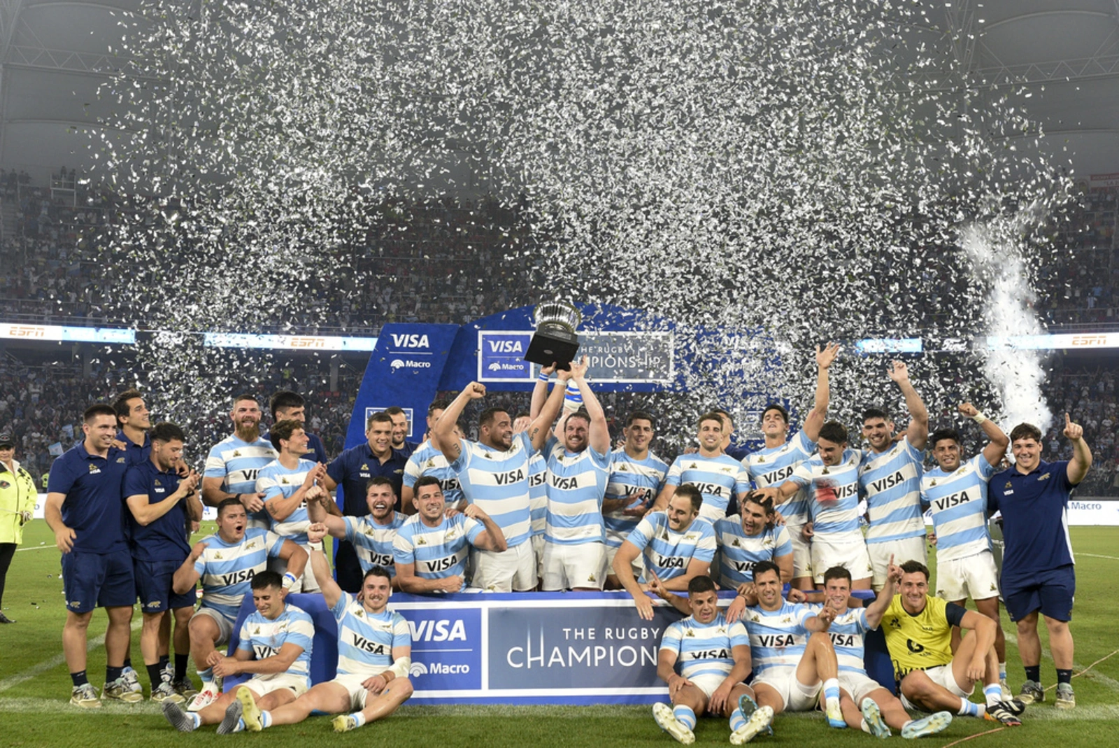Argentina stun S. Africa 29-28 to keep Rugby Championship title hopes ...
