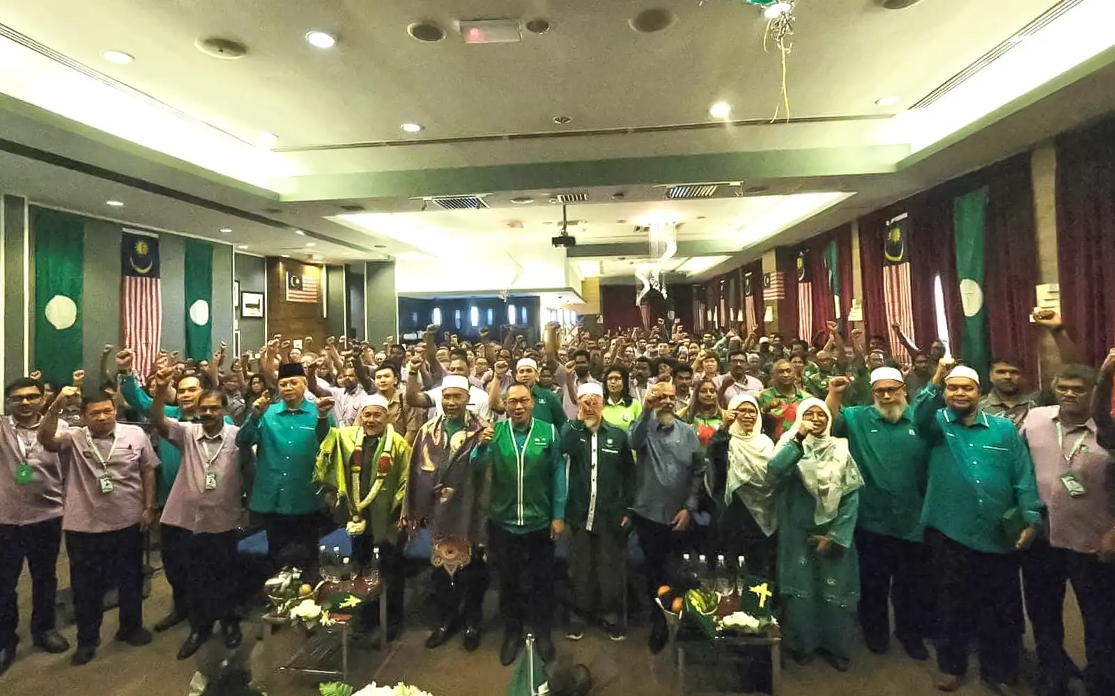 PAS’s move on non-Muslim membership ‘half-baked’, says analyst | FMT