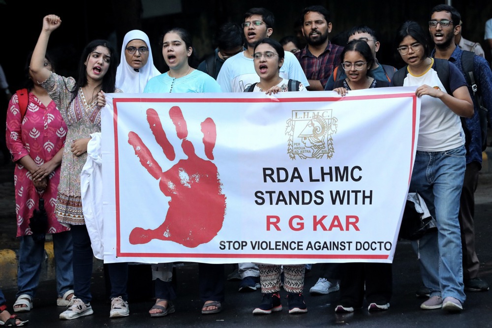 Striking Indian doctors set to resume essential services | FMT