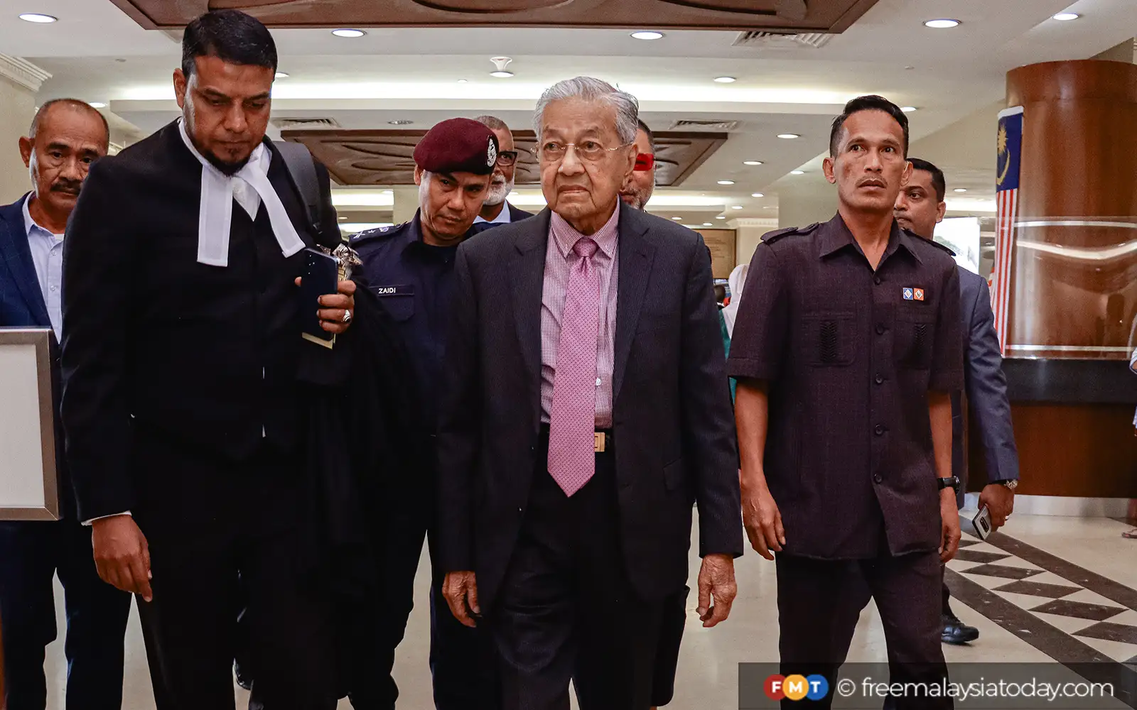 Dr M dakwa penghinaan Zahid punca hilang populariti dalam kalangan ...