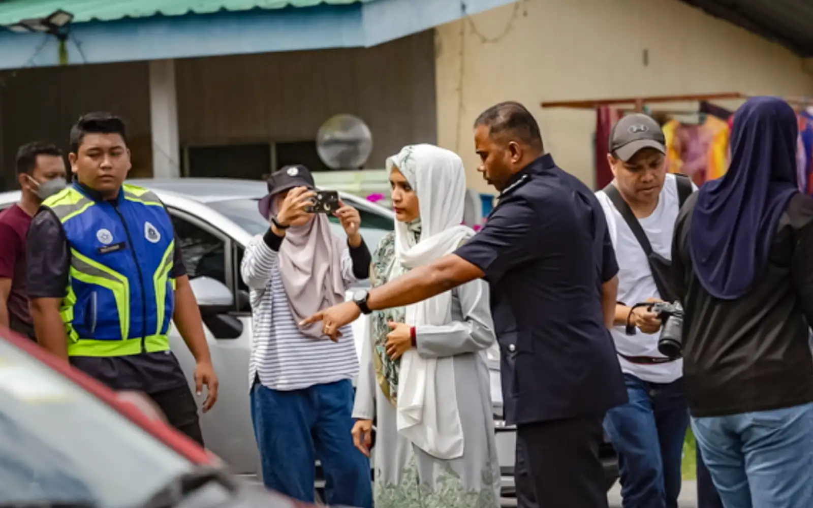 Cops take daughter of Al-Arqam leader to settlement as part of GISBH ...