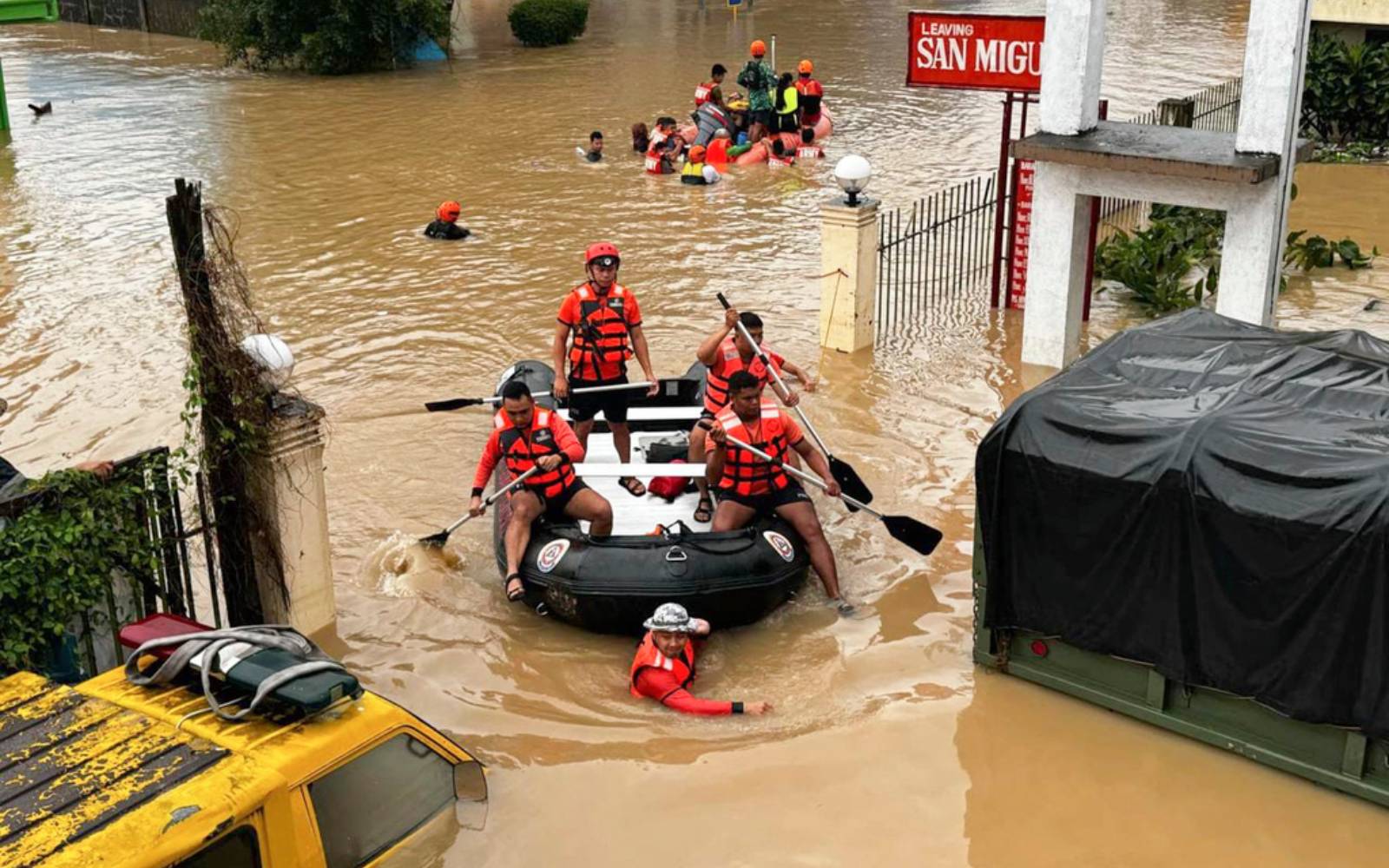 Tropical storm leaves towns submerged, 40 dead in Philippines | FMT