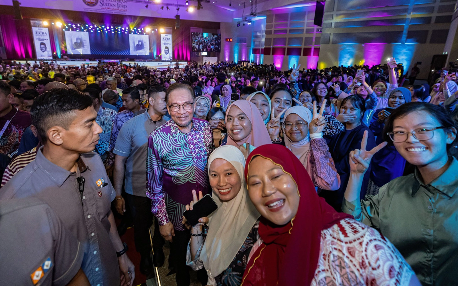 Support fight against power abuse, graft, PM tells people | FMT