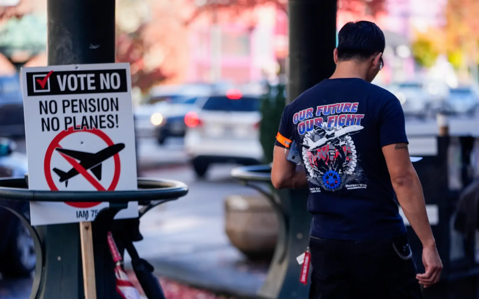 Striking workers weigh latest Boeing contract offer | FMT