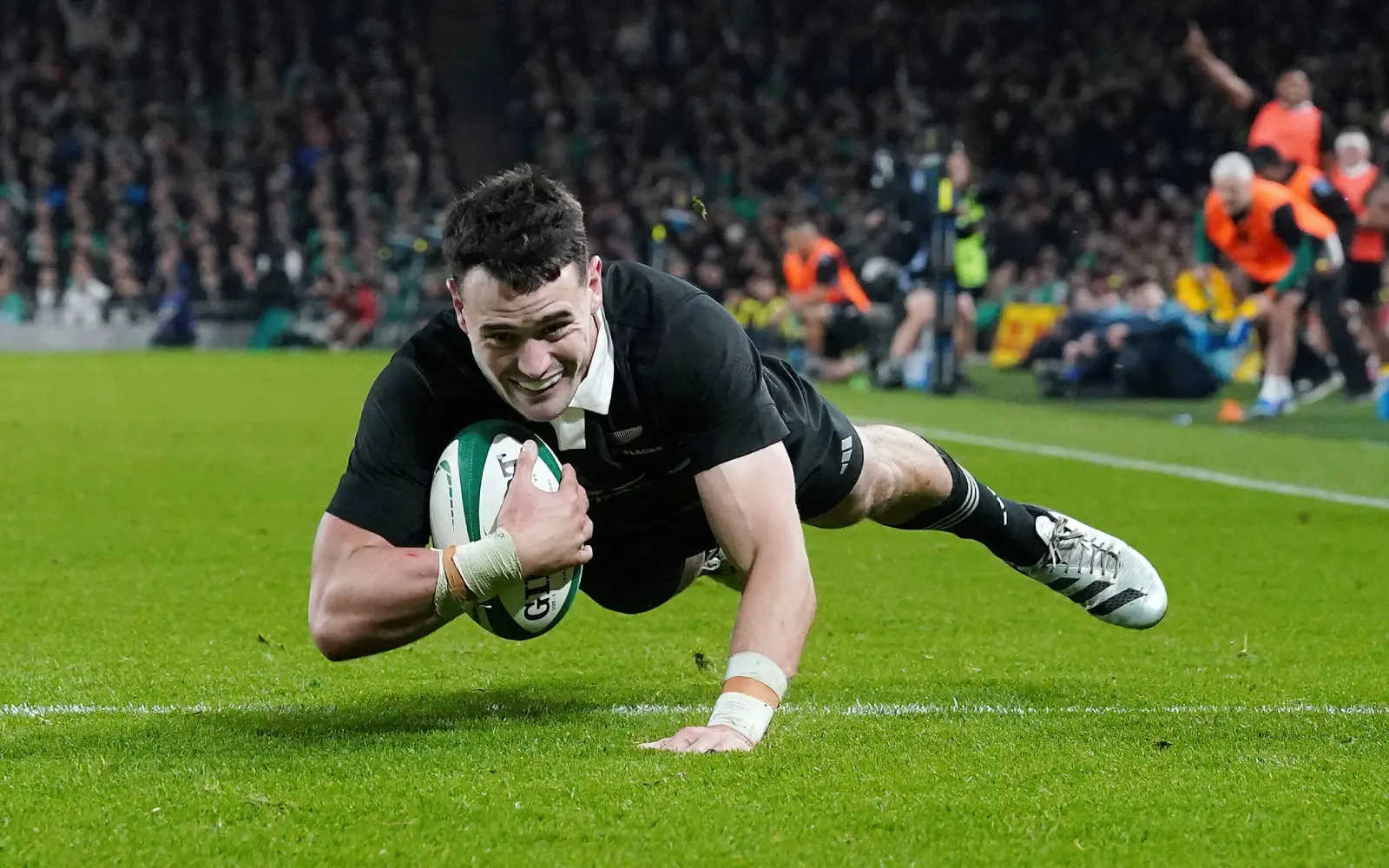 New Zealand claim statement 23-13 win over top-ranked Ireland | FMT