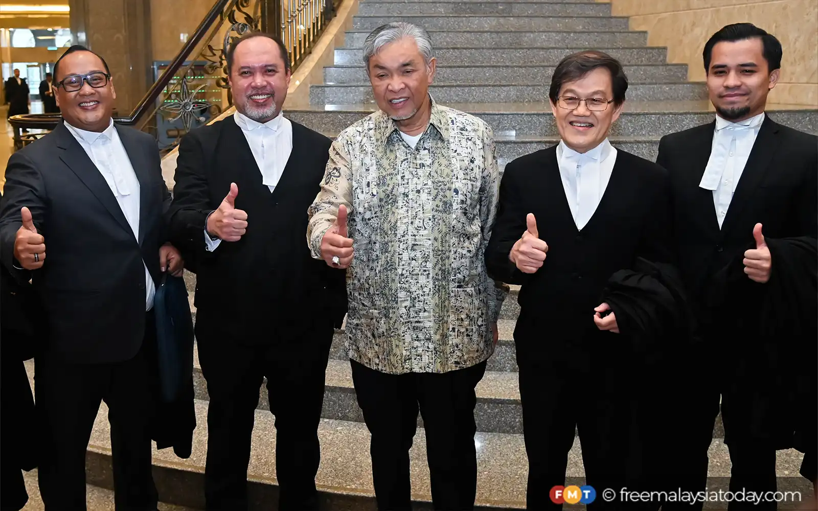 Dropping appeal in Zahid’s VLN corruption case raises questions | FMT