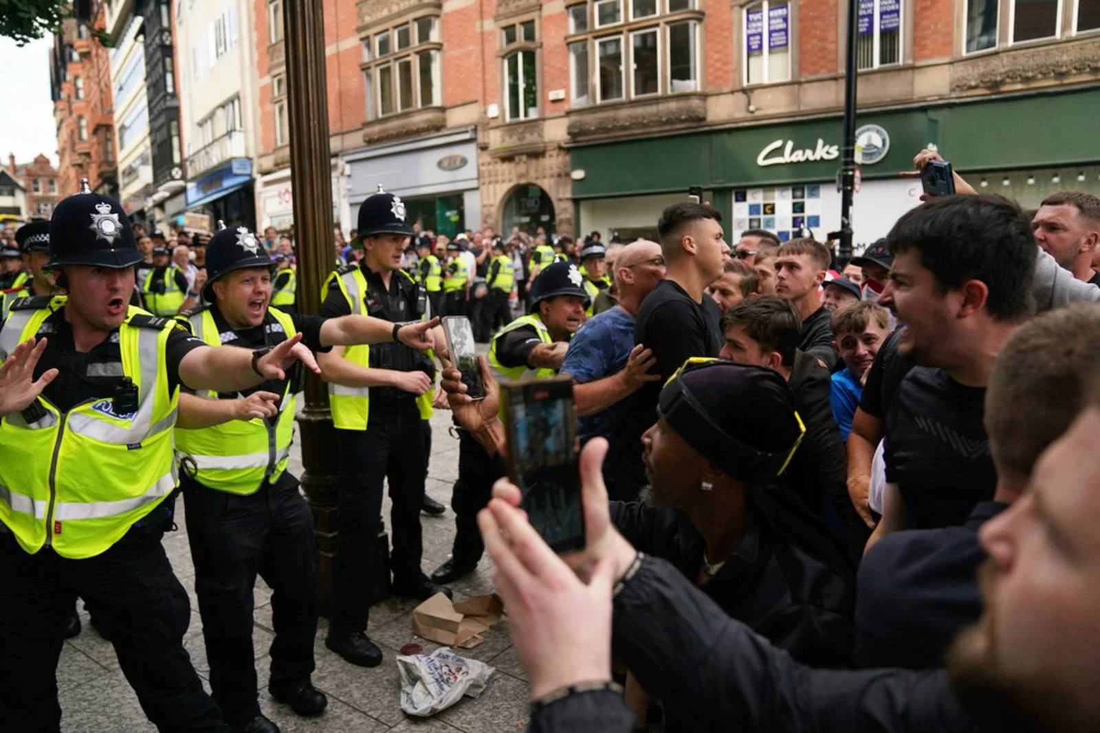 Watchdog flags UK police failures over anti-immigration riots | FMT