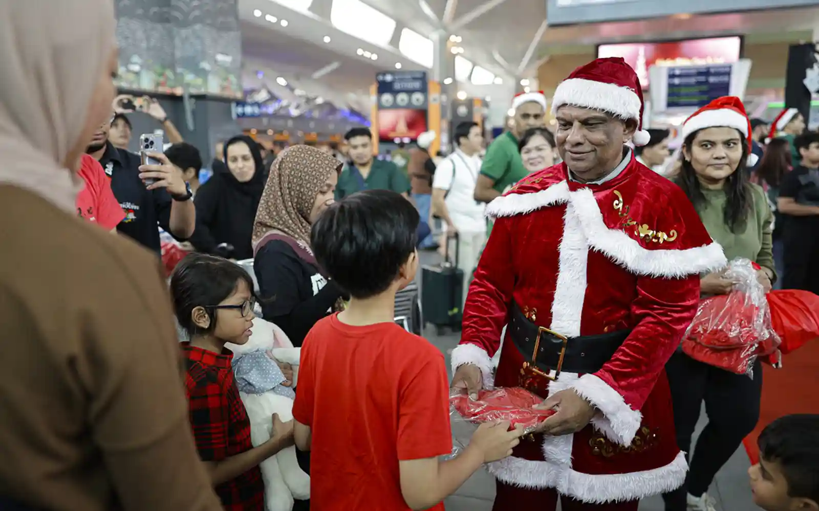 Capital A to exit PN17 status by Q1 2025, says Fernandes | FMT