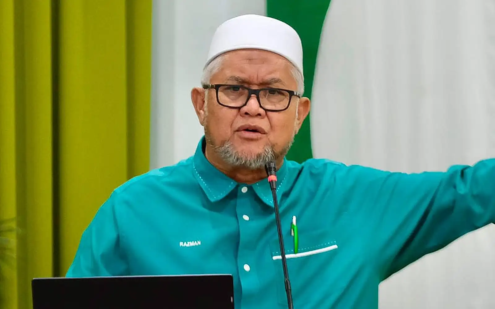 Controversial Razman not barred from PAS’s Ayer Kuning campaign | FMT