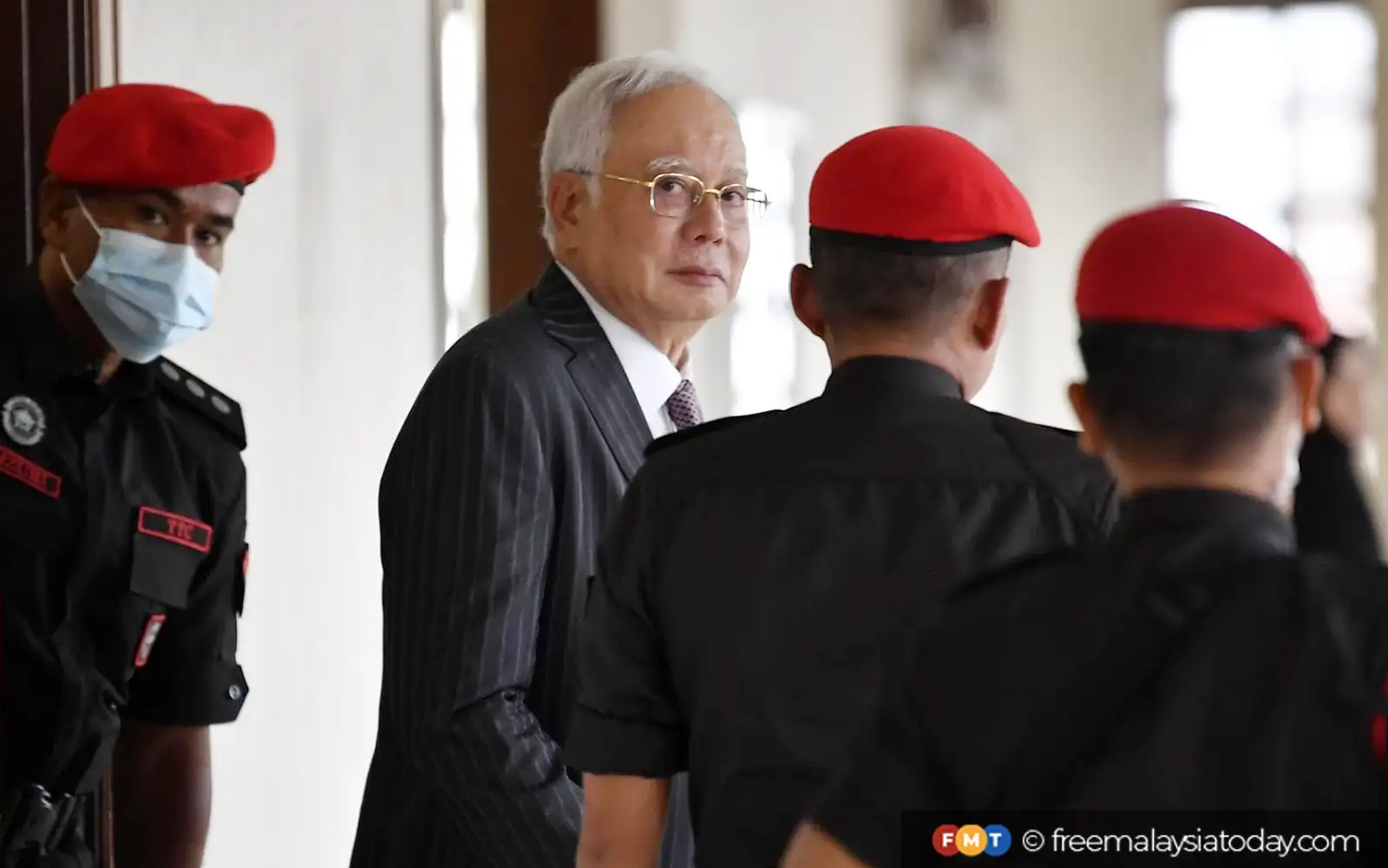 Najib applies to adduce new evidence in ‘house arrest’ addendum appeal ...