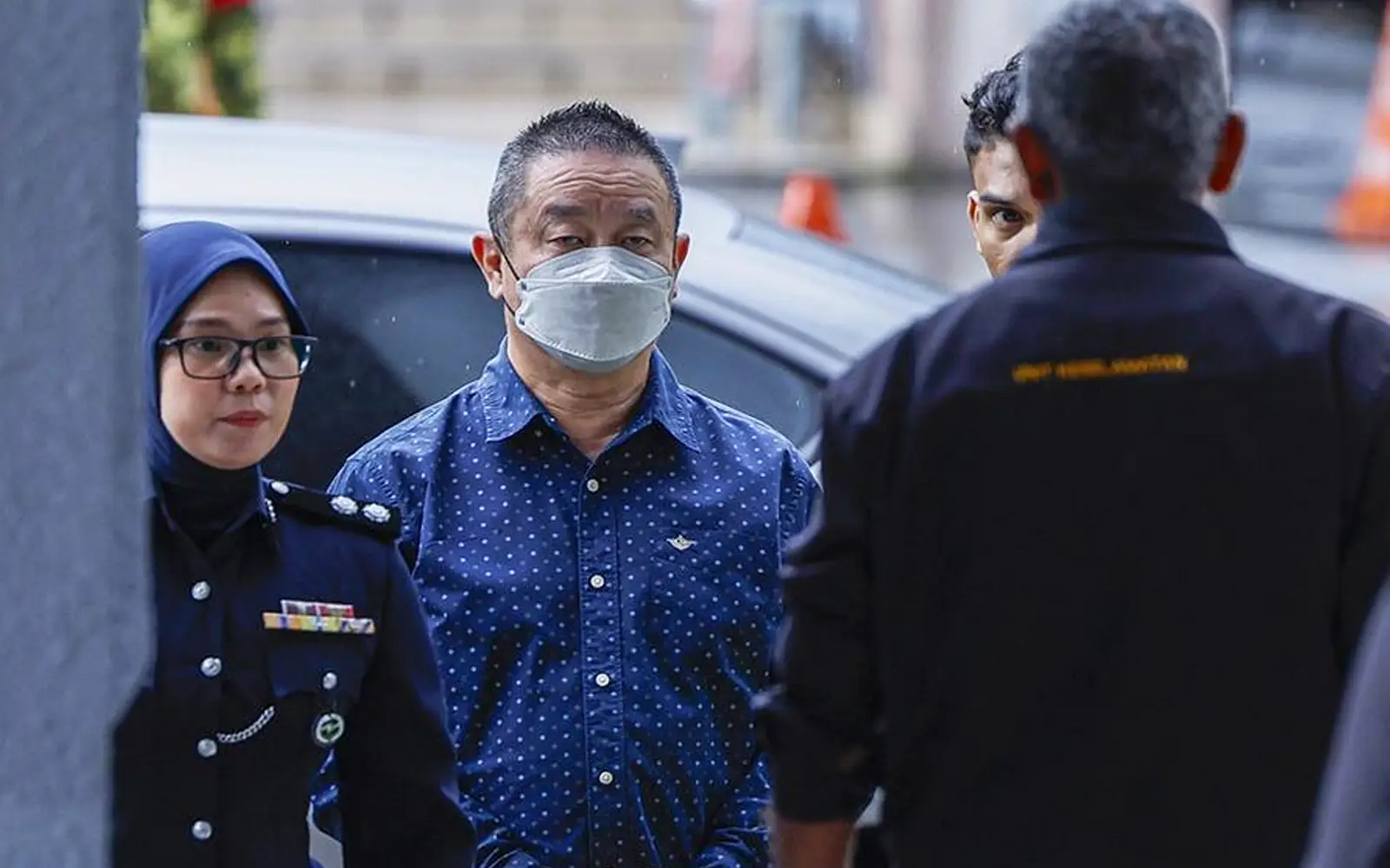 Pengarah syarikat didakwa pecah amanah RM195,401 | FMT