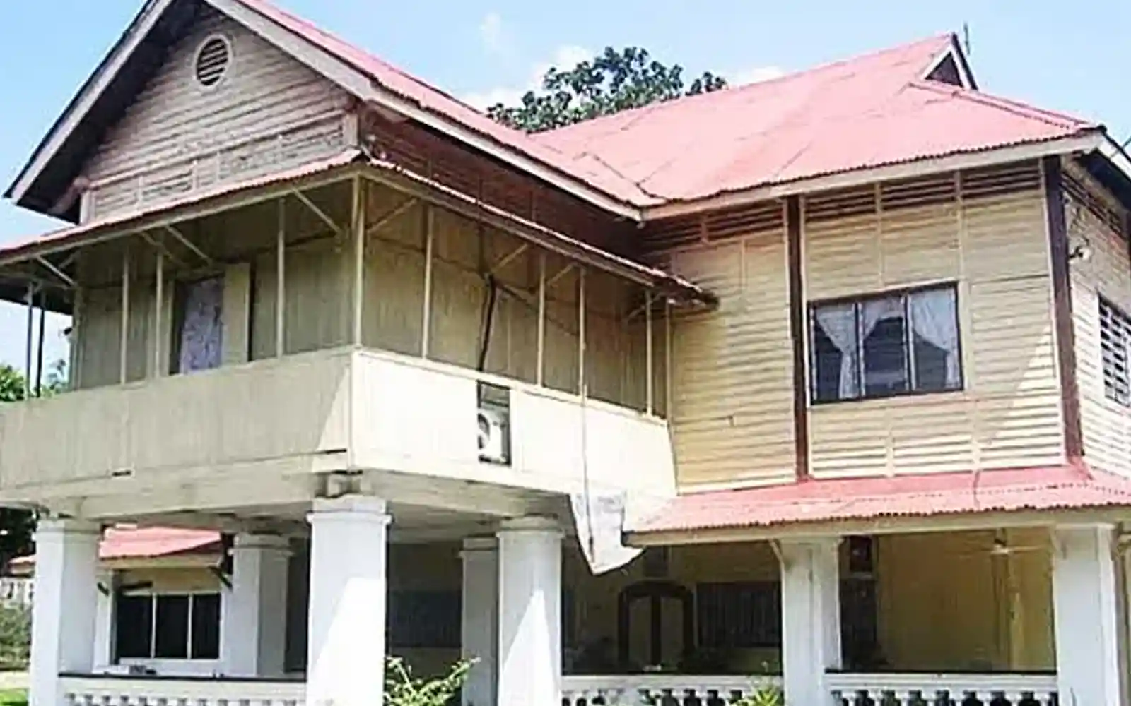 Family fighting to save century-old Rawang home | FMT