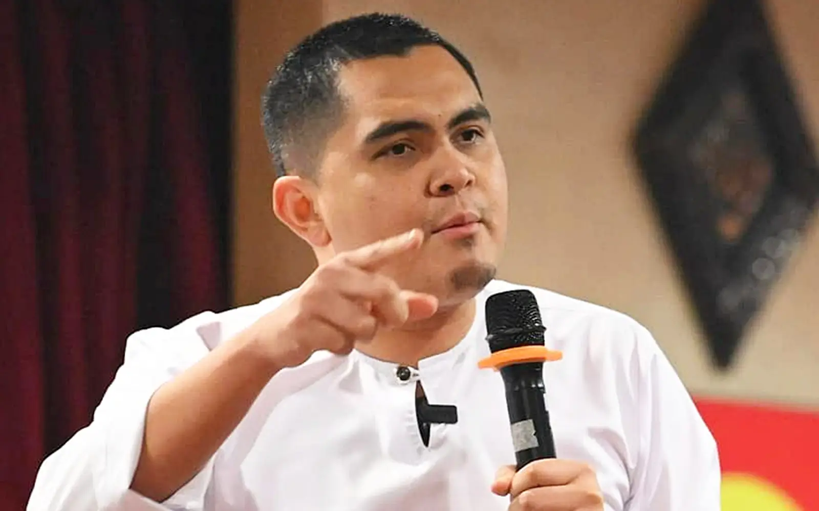 Akmal hits out at rally-goers who set PM’s caricature on fire | FMT