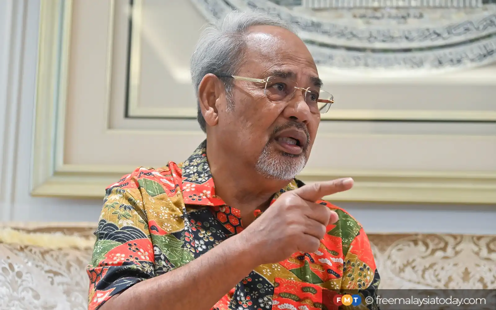 ‘Tak rugi minta maaf kalau sayang parti’, Tajuddin beritahu bekas pemimpin Umno | FMT