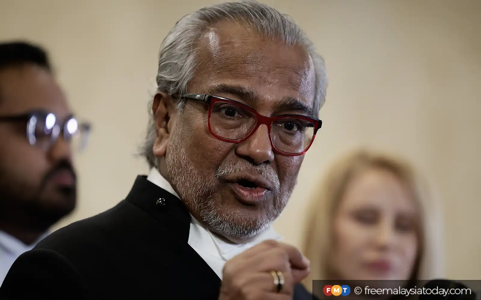 April 14 verdict on Shafee’s award for defamation suit against Bar | FMT