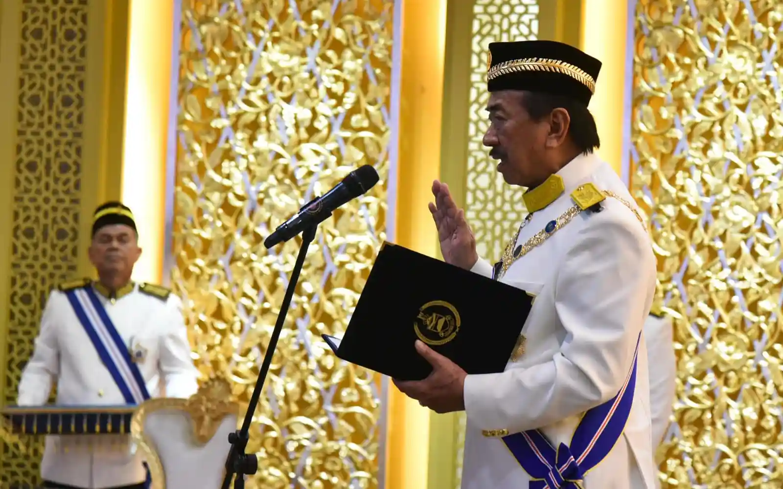 Musa Aman sworn in as Sabah governor | FMT