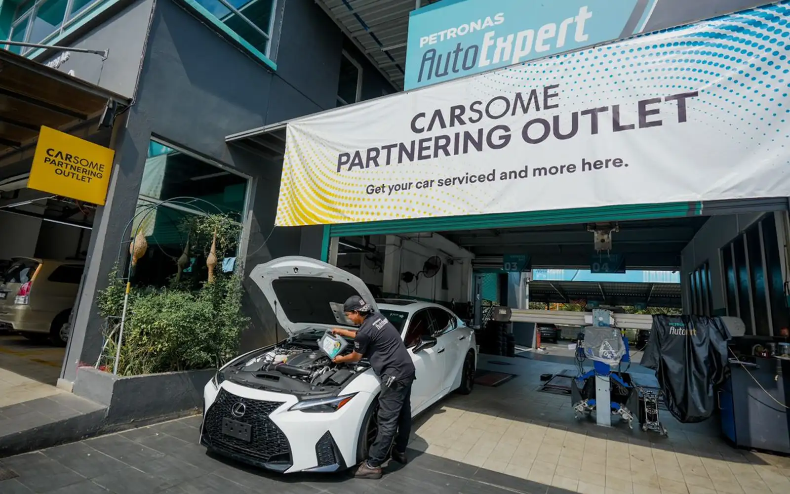 Carsome, Petronas AutoExpert join forces to enhance after-sales service | FMT