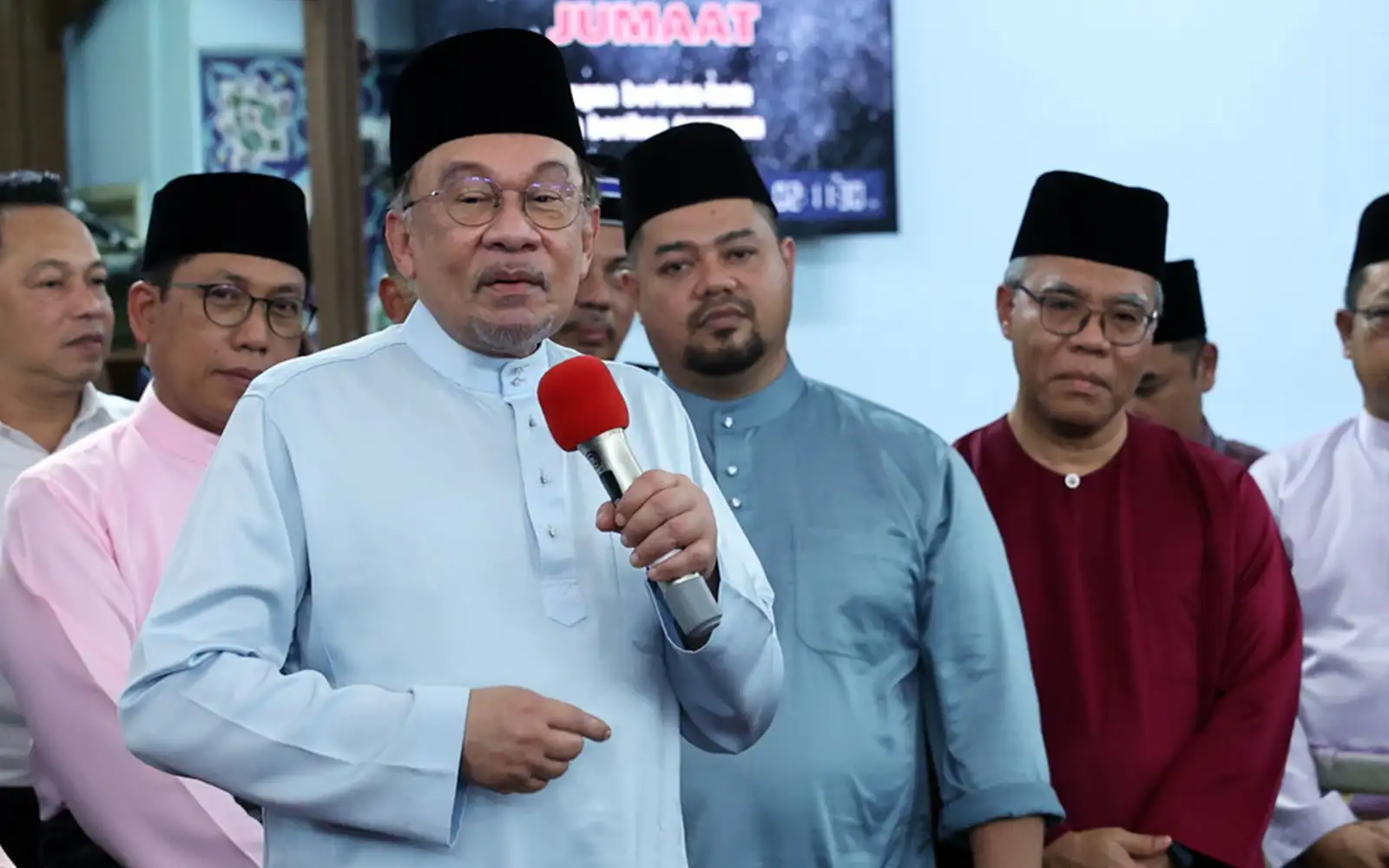 Jangan guna demo untuk memfitnah, Anwar ingatkan penentang RUU PSB | FMT