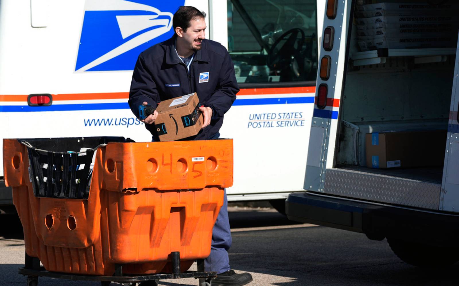US postal service U-turn on China parcels sparks confusion | FMT