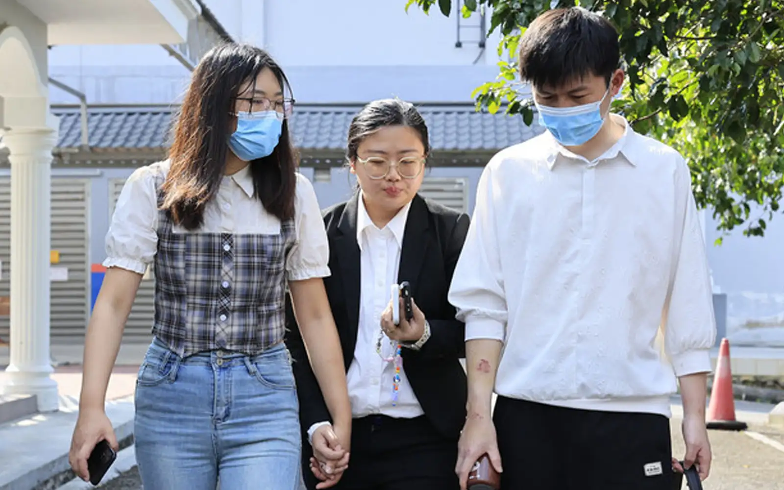 Couple from China pleads guilty to obscene behaviour at KLIA terminal | FMT