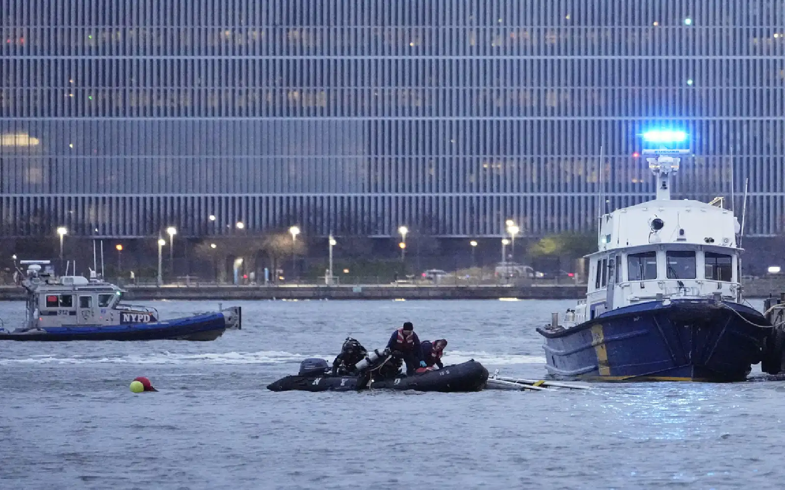 All 6 aboard killed after helicopter crashes into NY’s Hudson River | FMT
