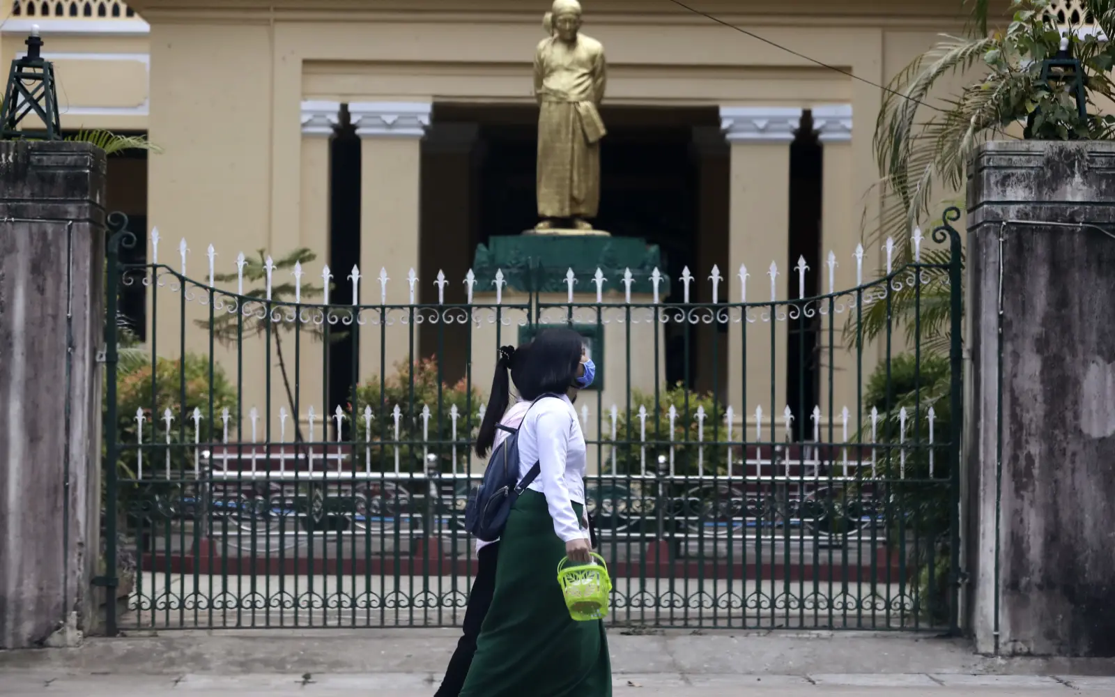 Over 60,000 Myanmar students must retake exams | FMT