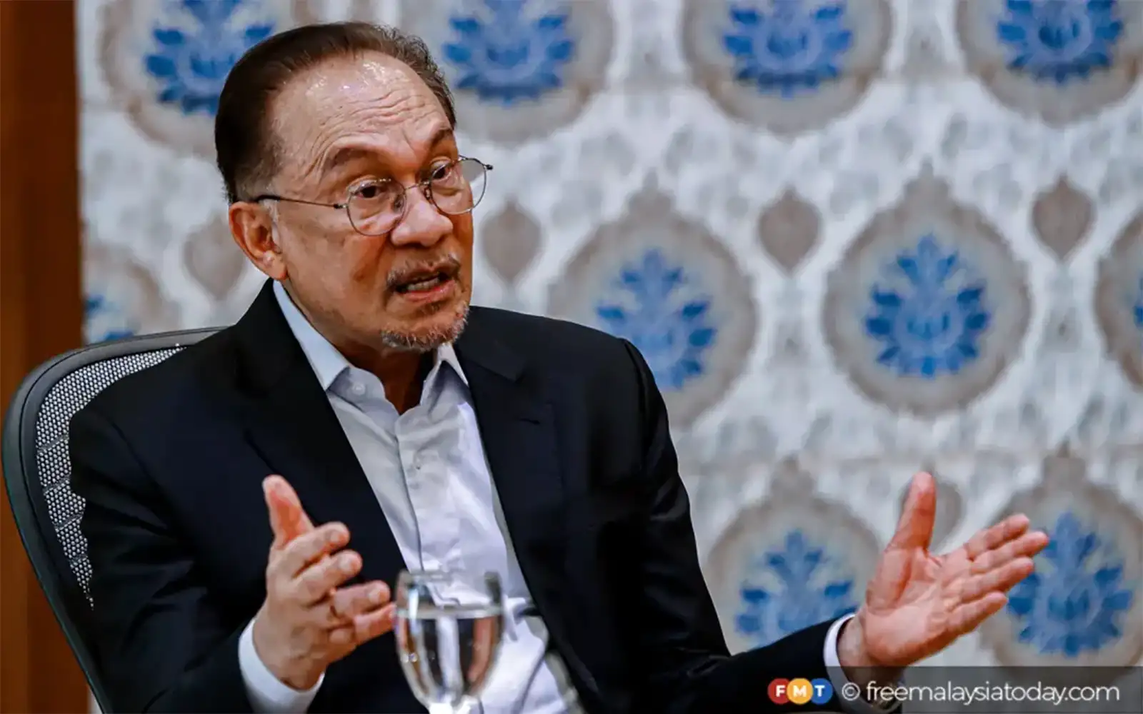 No discussion on Cabinet reshuffle, says Anwar | FMT