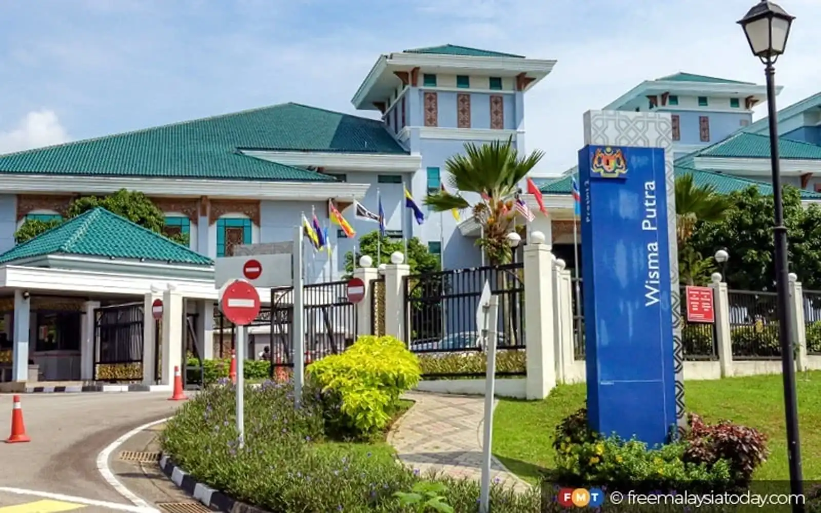 Over 350 Malaysians in India getting help, says Wisma Putra | FMT