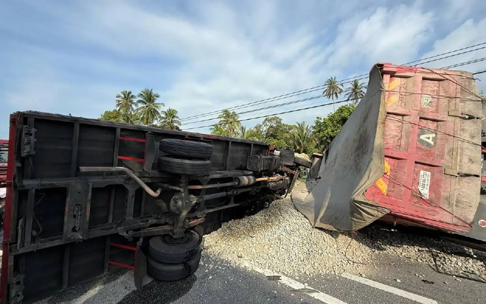 8 FRU personnel killed in accident | FMT