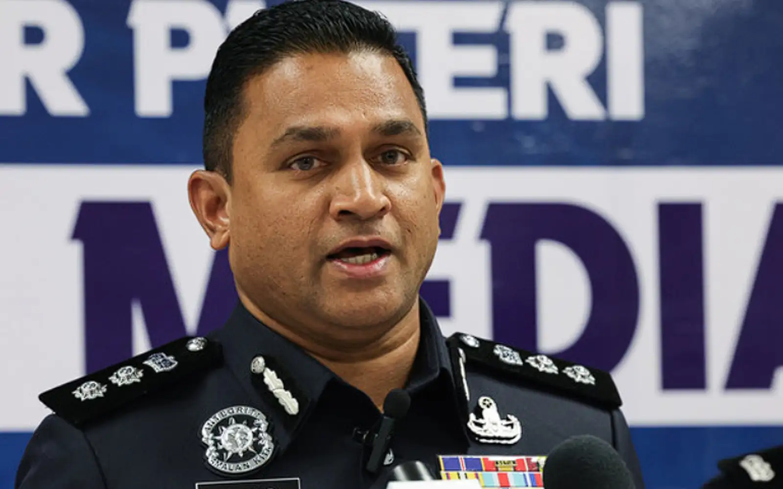 Budak 5 tahun maut tertinggal dalam van sekolah, pemandu ditahan | FMT