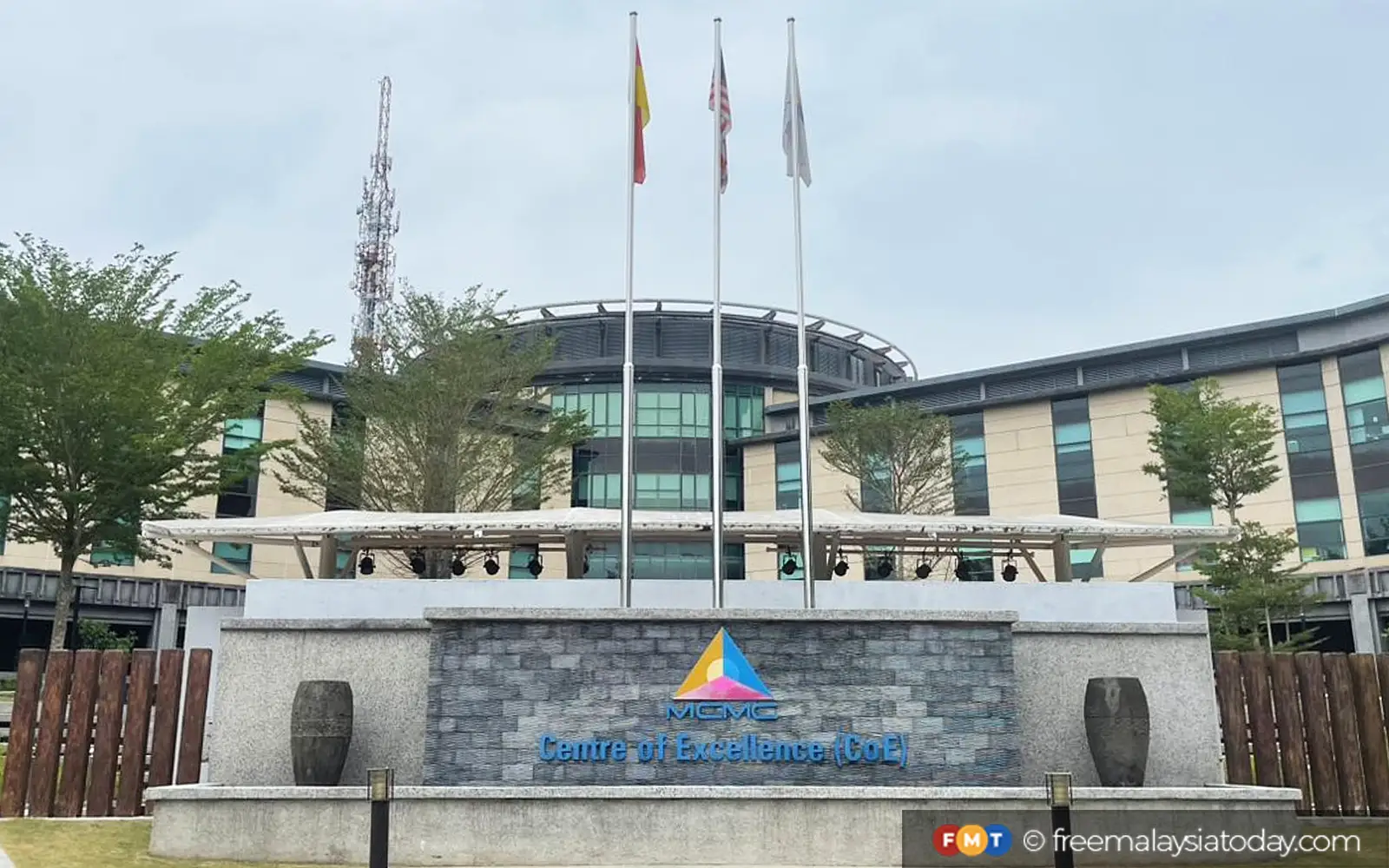 SKMM dapat injunksi sekat Edisi Siasat, Edisi Khas | FMT