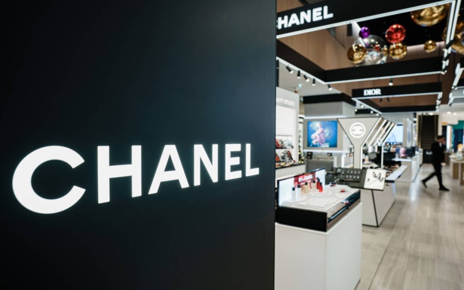 Chanel reports 28% drop in full-year profit | FMT
