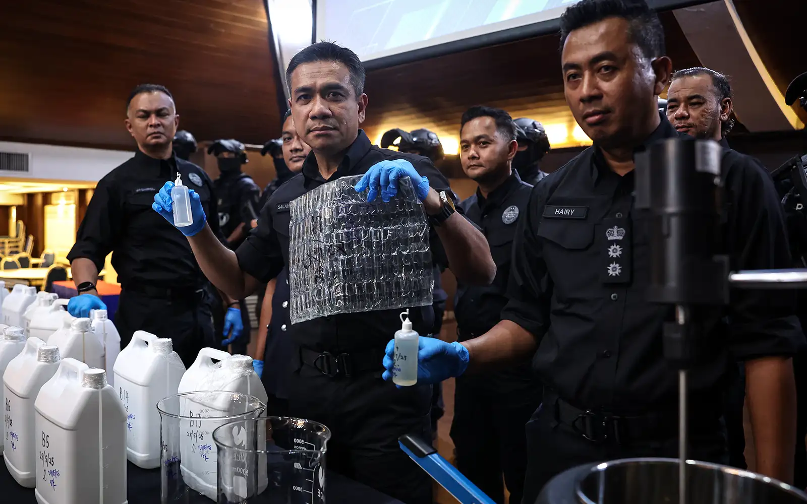 Cops bust lab producing drug-laced vape liquid, 2 Taiwanese arrested | FMT