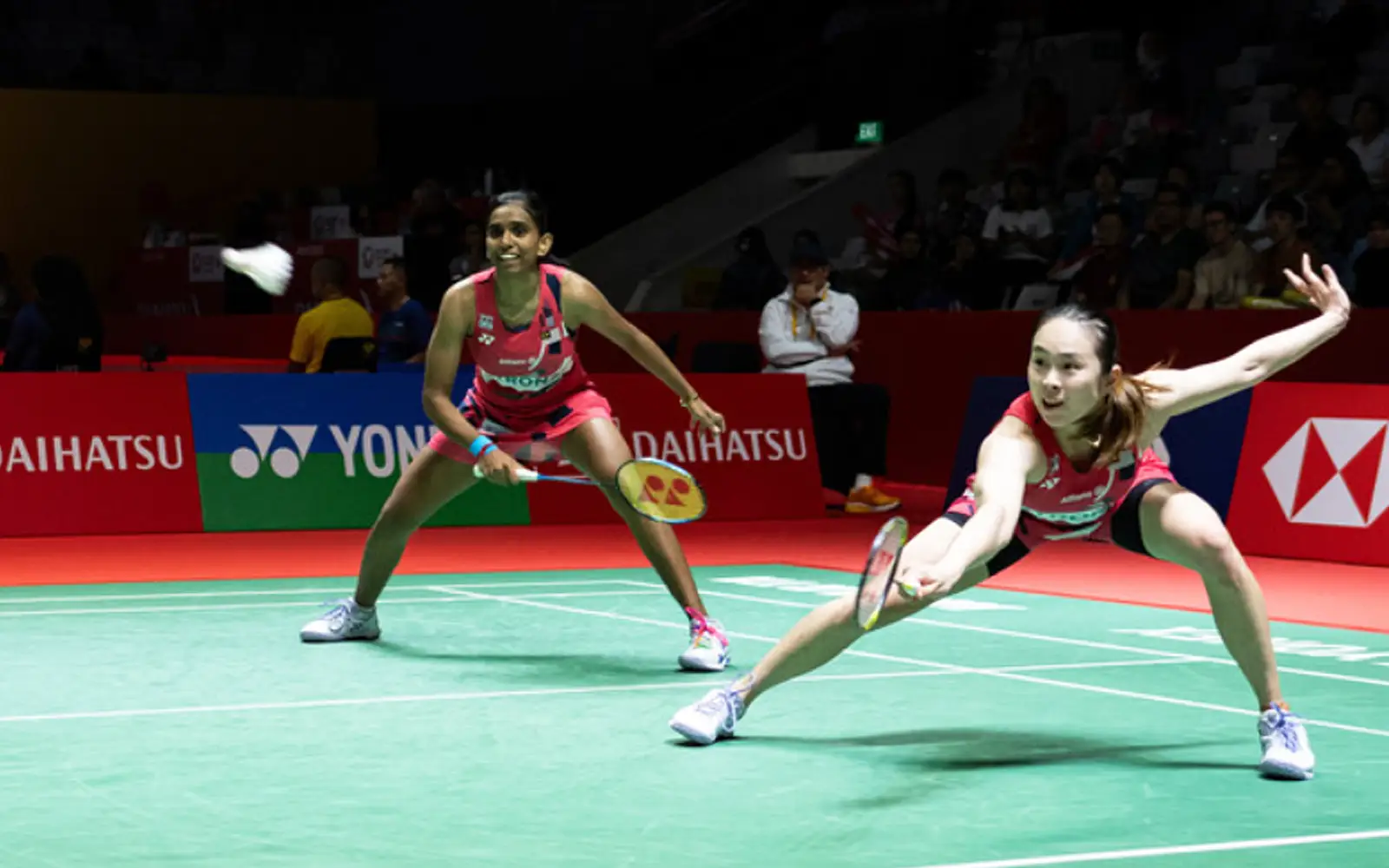Pearly-Thinaah, Wei Chong-Kai Wun through to Indonesia Open semis | FMT