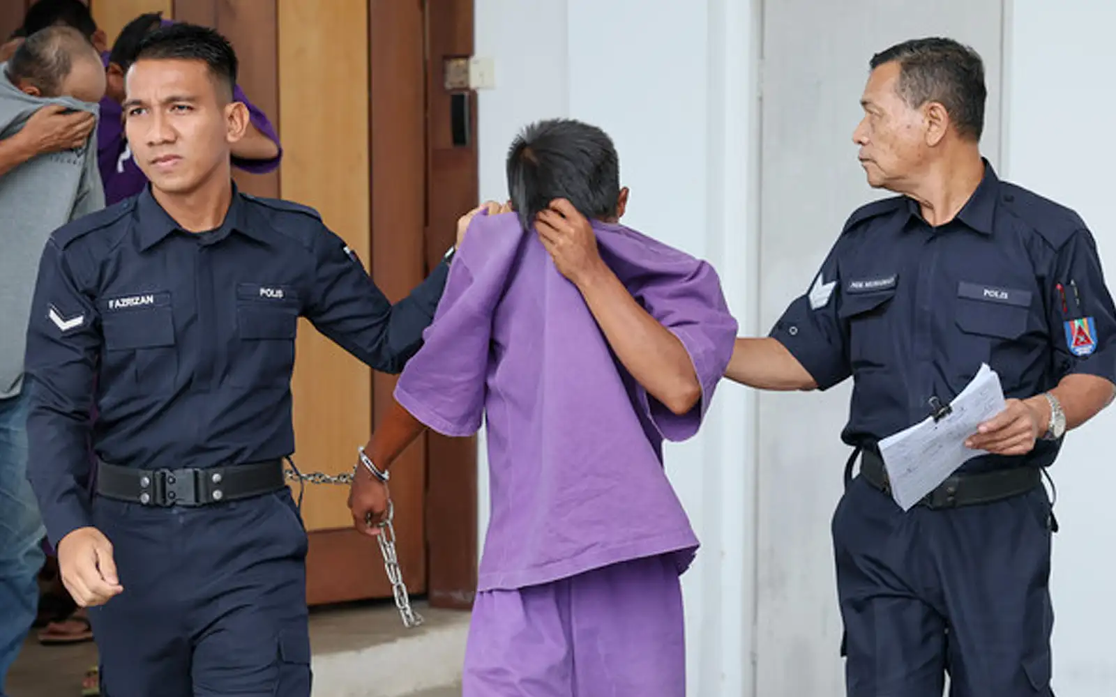 Pemandu bot karam mengaku salah ambil dadah | FMT